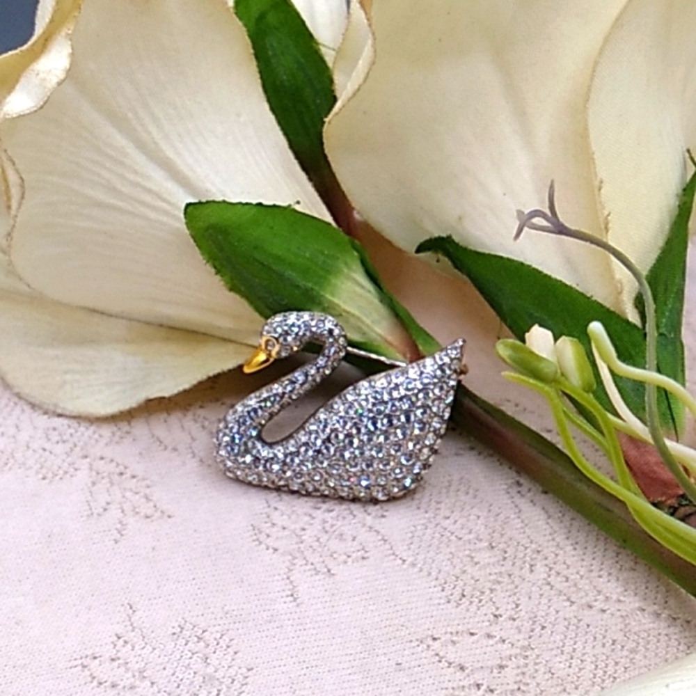 Vintage Swarovski Signed Swan Hallmark Logo Iconic Pa… - Gem